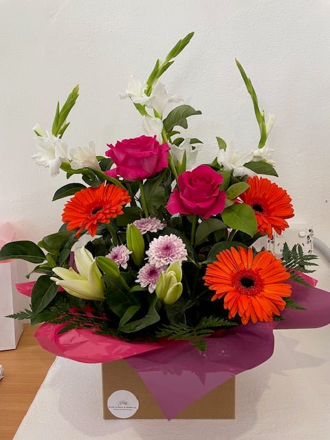 Fresh Flower Box Arrangement - Large – Esperance Luxe Floral & Home Co.